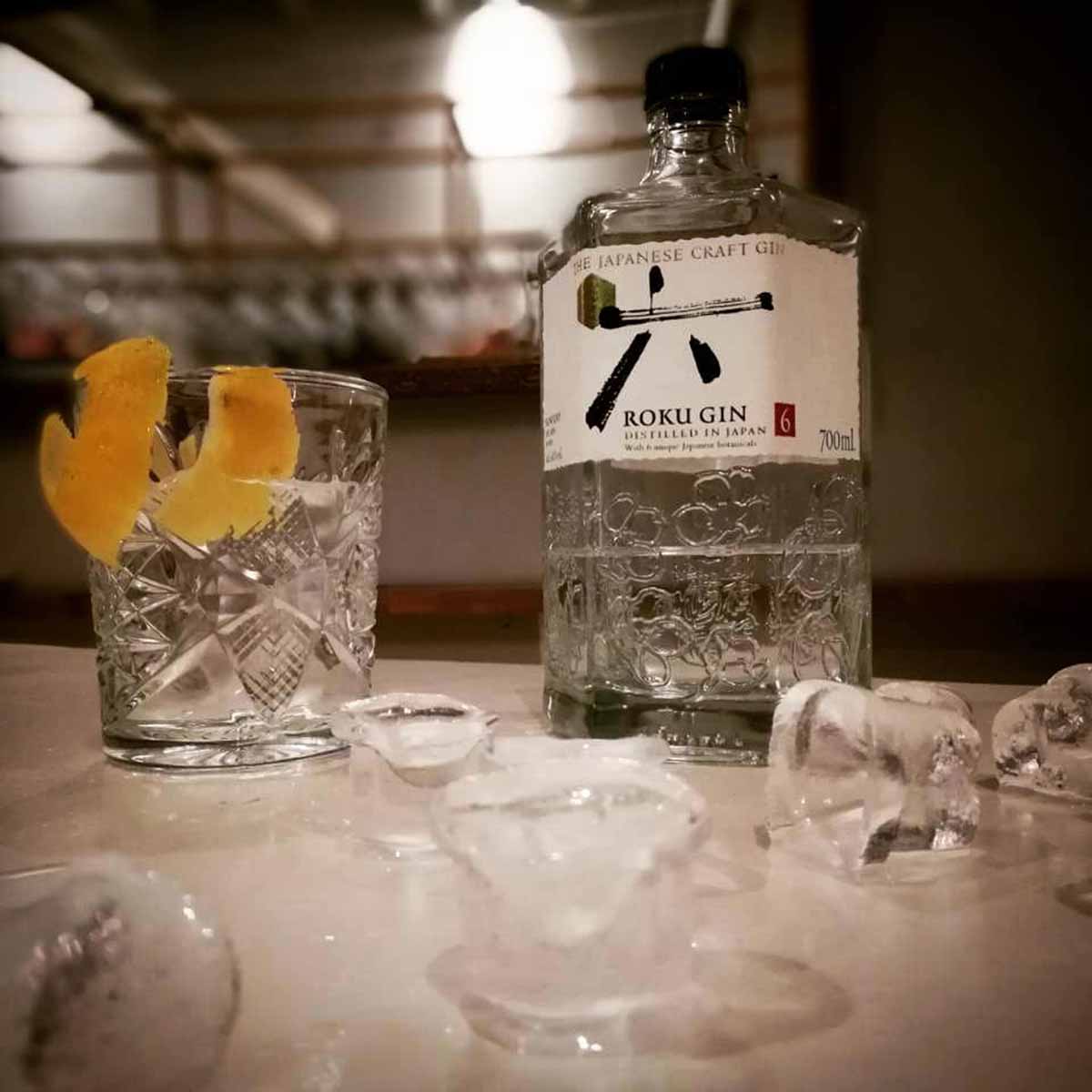 Saorsa Athens: Ελευθερία, ισότητα, specialty καφές, μοναδικά cocktails ...