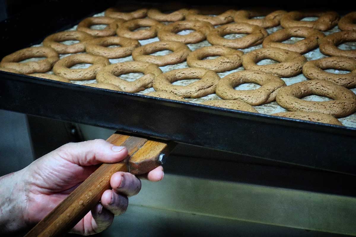 Fanis Bakery: Η καλύτερη στιγμή της ημέρας σου, στον πιο μοντέρνο ...
