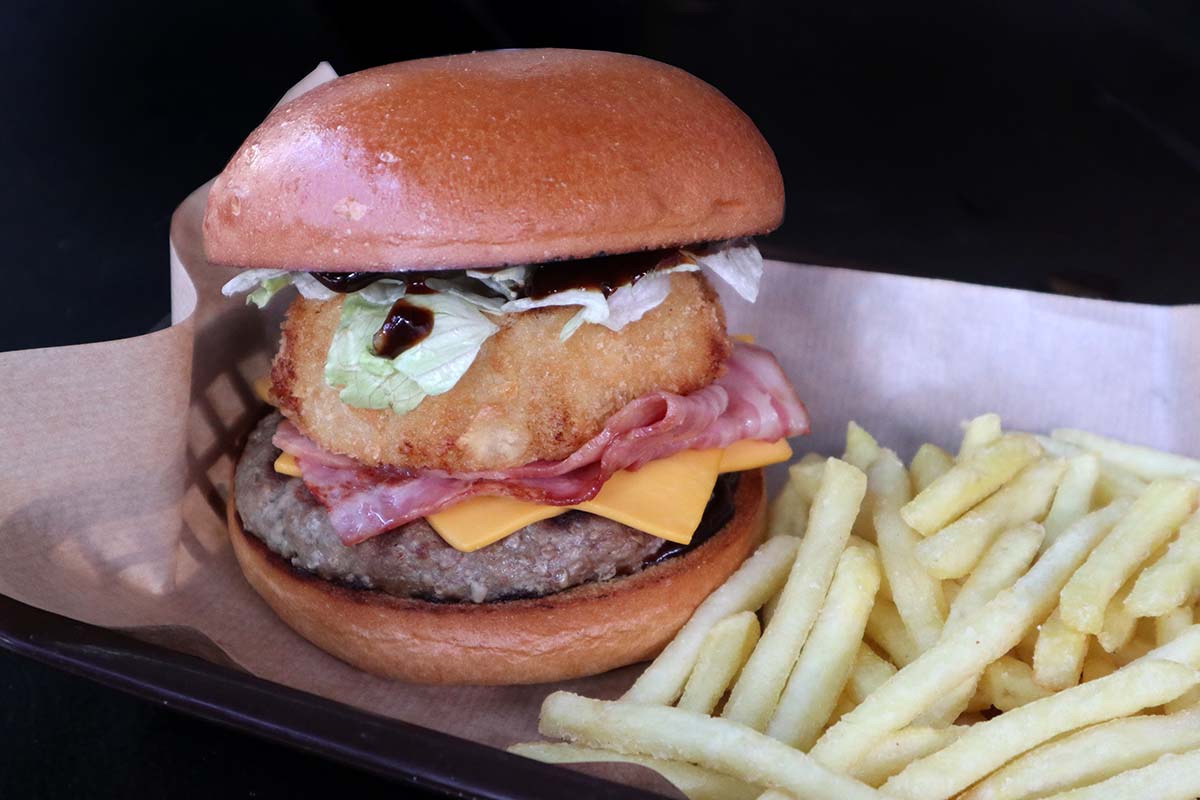 Soho Burgers: Απόλαυση ανάμεσα σε 2 ψωμάκια, με την υπογραφή του ...