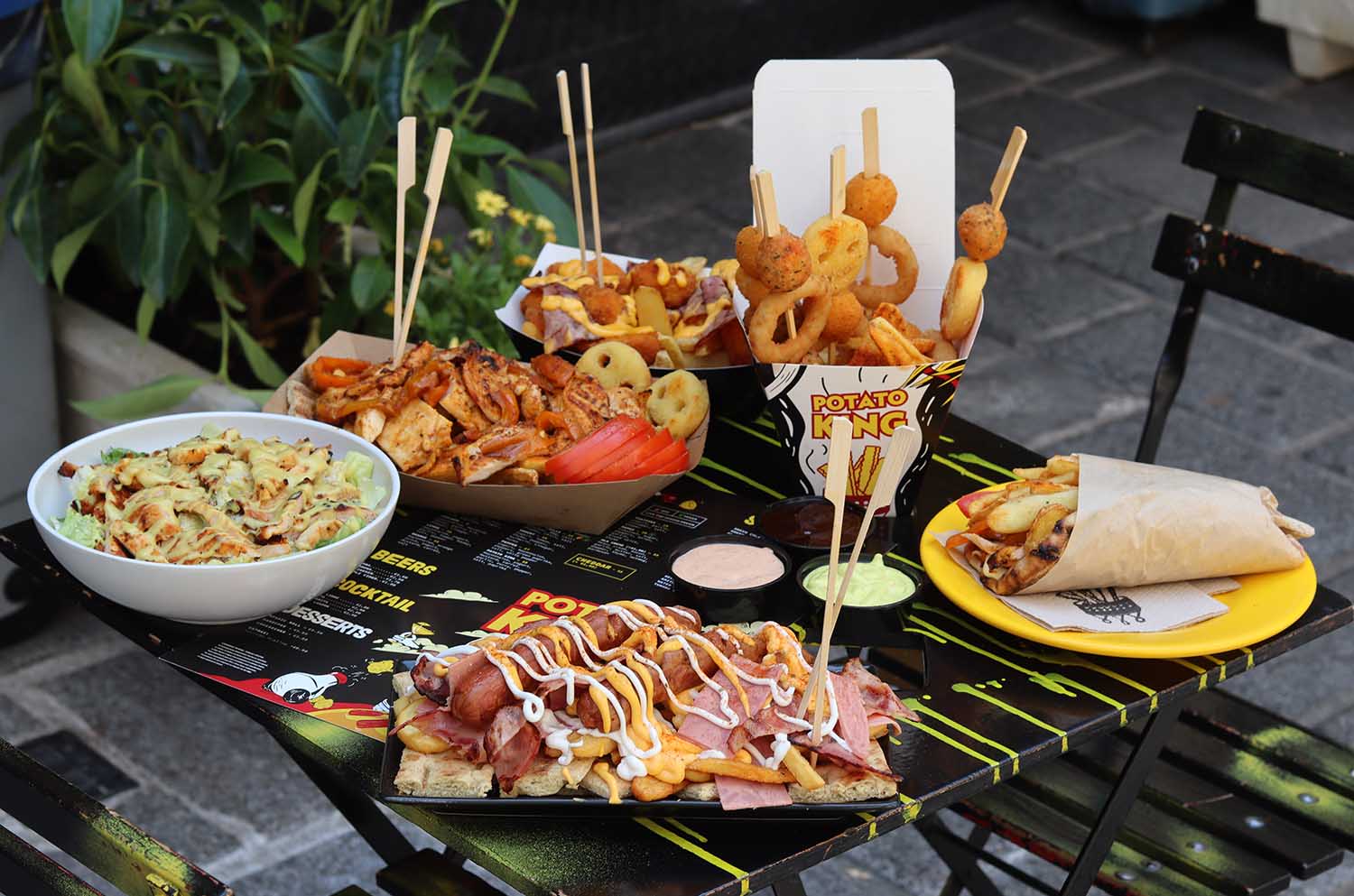 Potato King: Τρικούβερτη απόλαυση σε κώνο - Athens Hot Spots