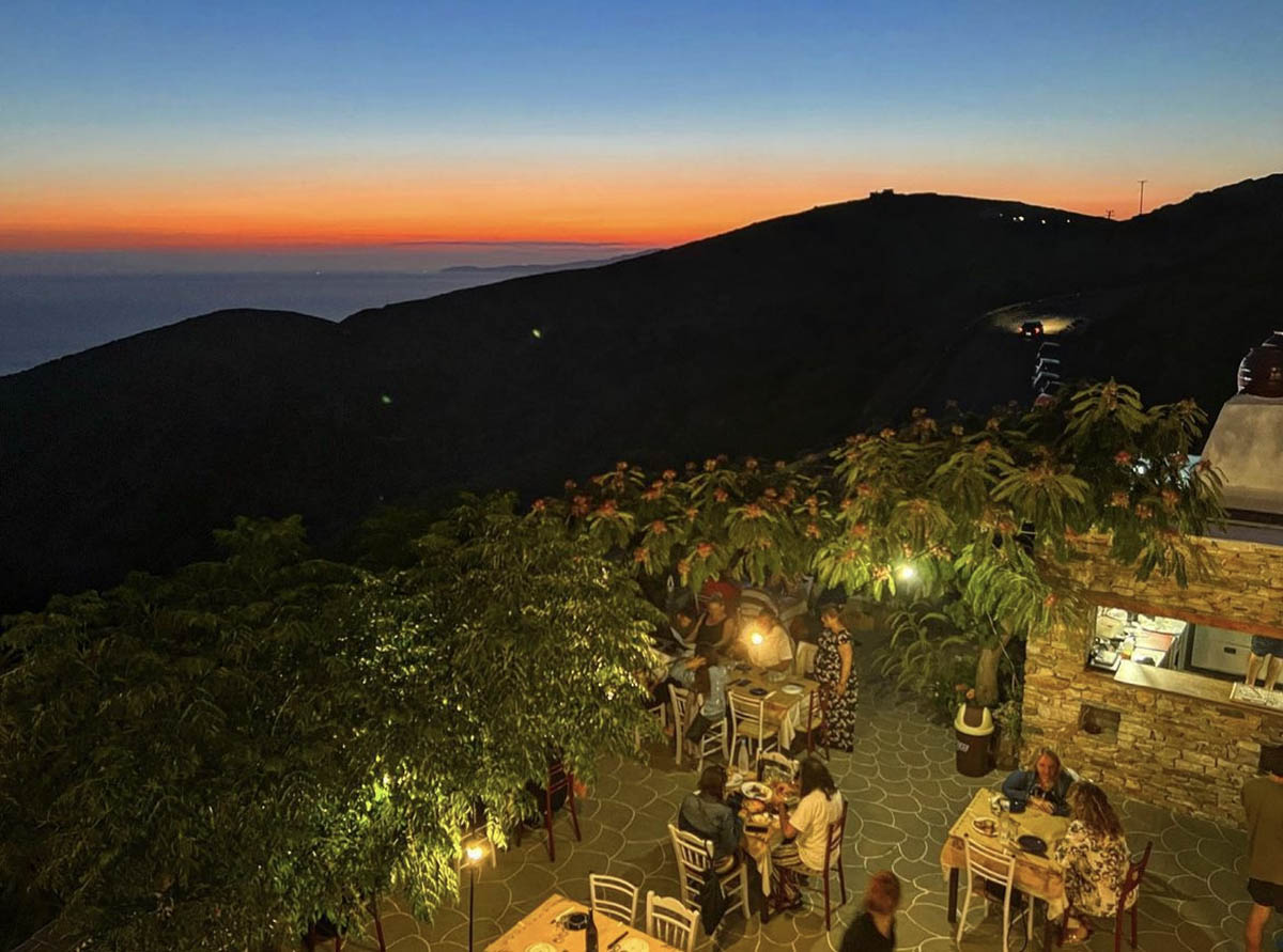 Ηλιοβασίλεμα στο Τρουλλάκι: Απόλαυση και δέος με θέα το πιο όμορφο ...