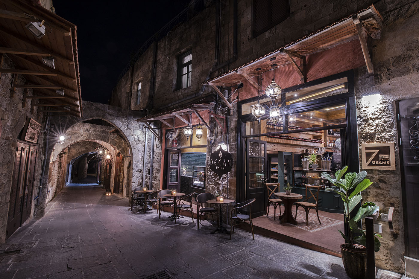 Decan Bistro: Το all-day διαμάντι στην καρδιά της Μεσαιωνικής Πόλης της ...