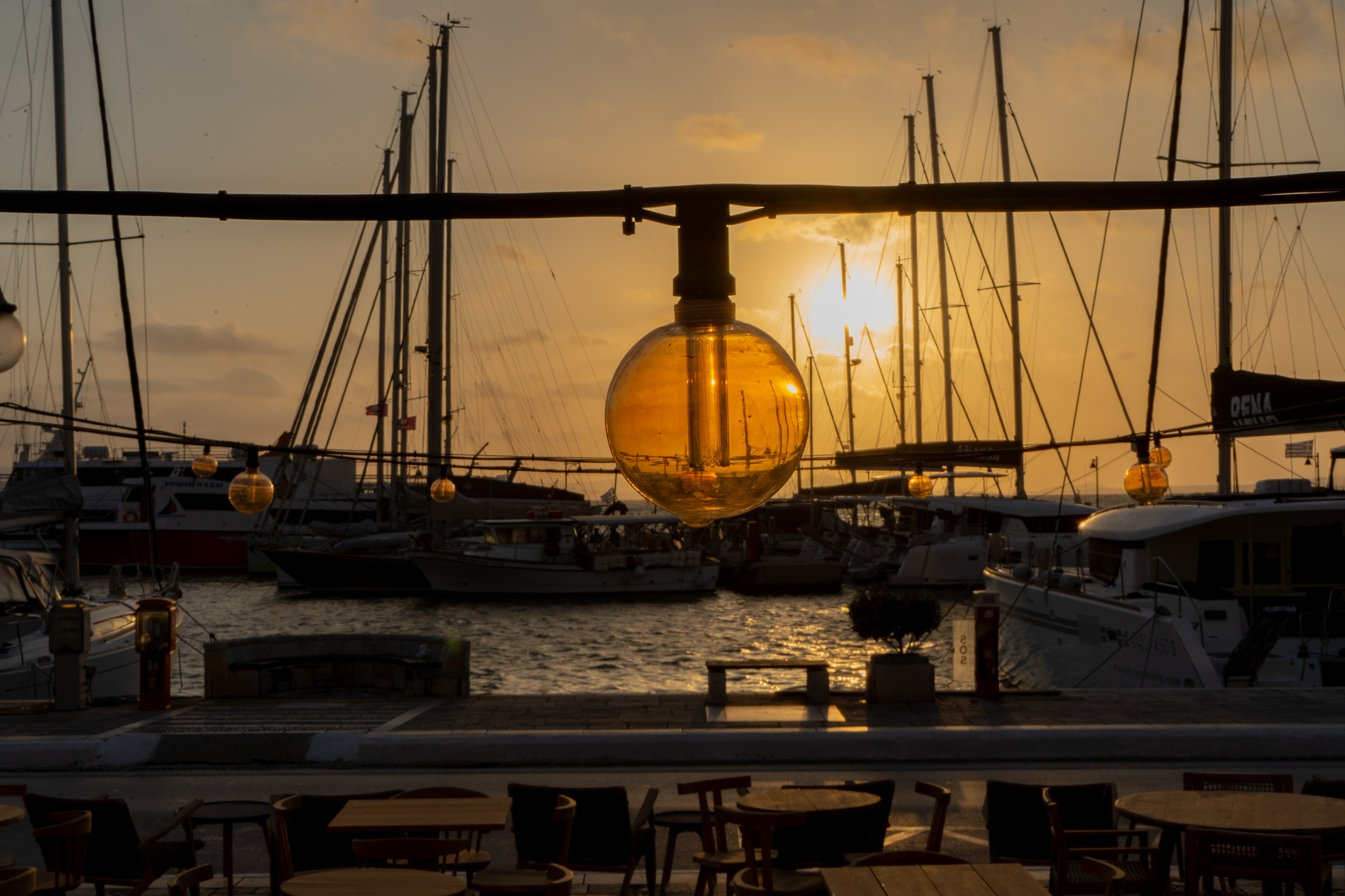 Fine August: Specialty καφές, φαγητό και sunset χωρίς όρια στη Νάξο ...