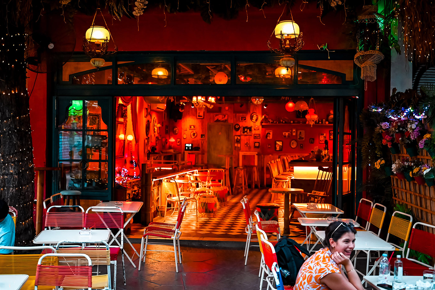 Favorita: Στην εξωτική πλευρά του αθηναϊκού downtown - Athens Hot Spots